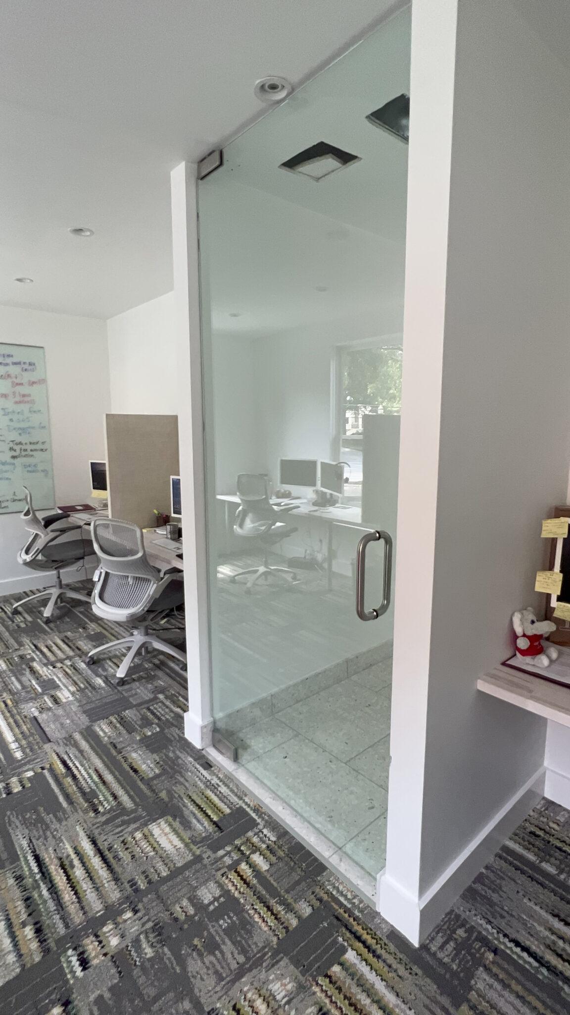 Store Fronts / Commercial Glass - MG Glass